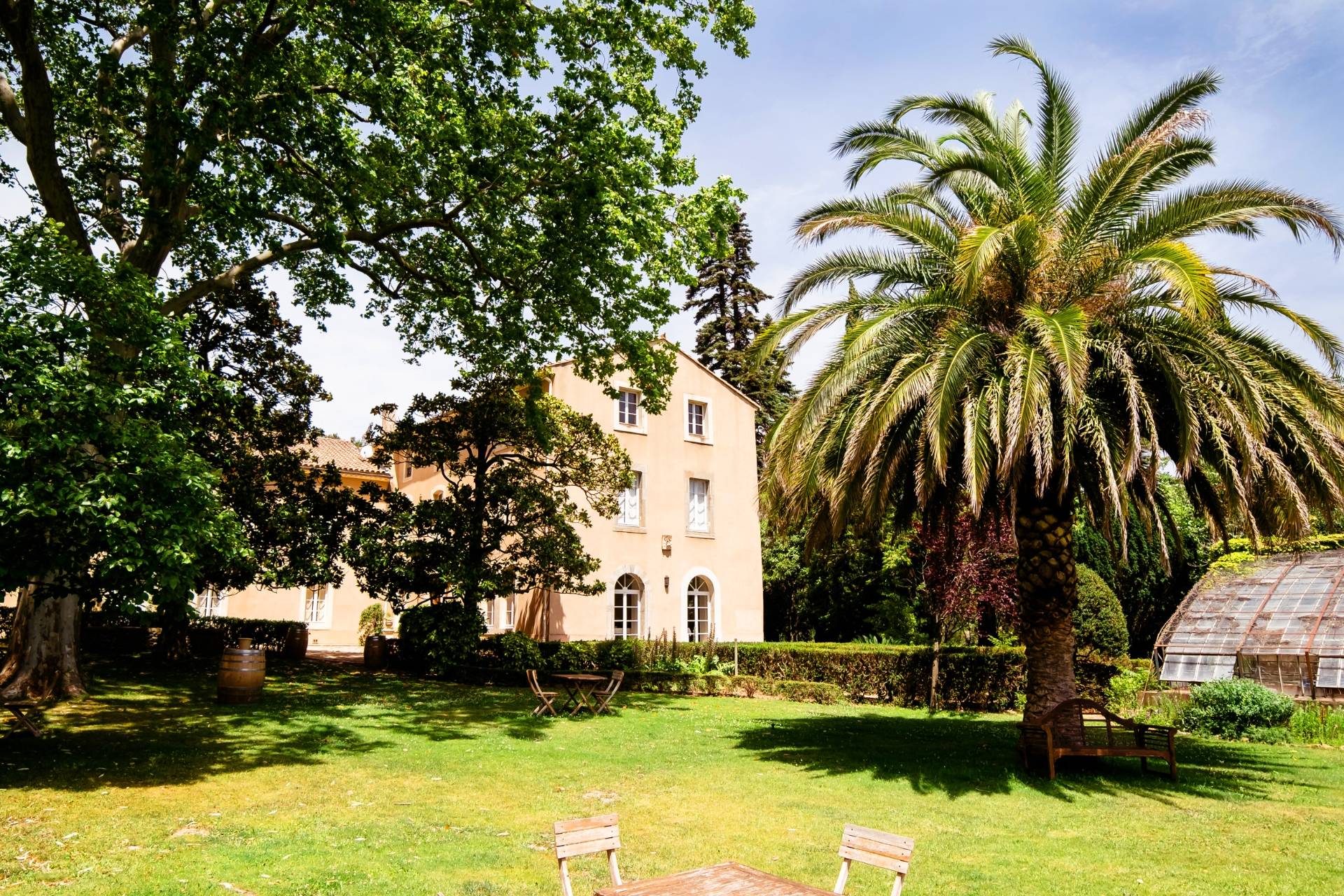 Château Haut Gléon ⭐️ Tour, Reviews, Price - 2025