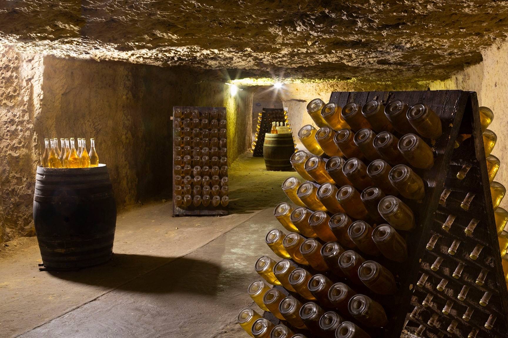 Free visit of troglodyte cellars and tasting